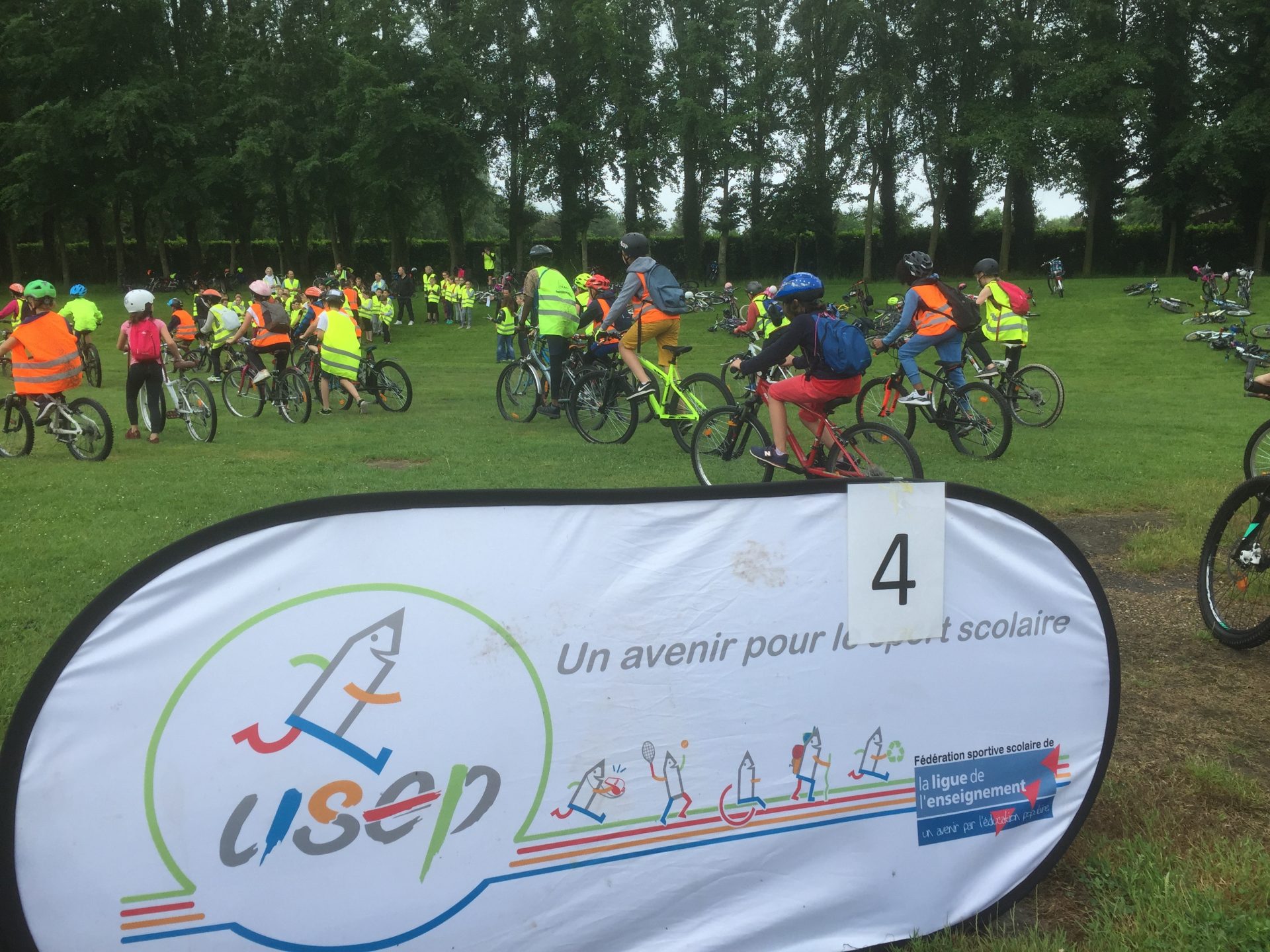 240 écoliers au stade Marcel Pinel pour les rencontres "USEP ...